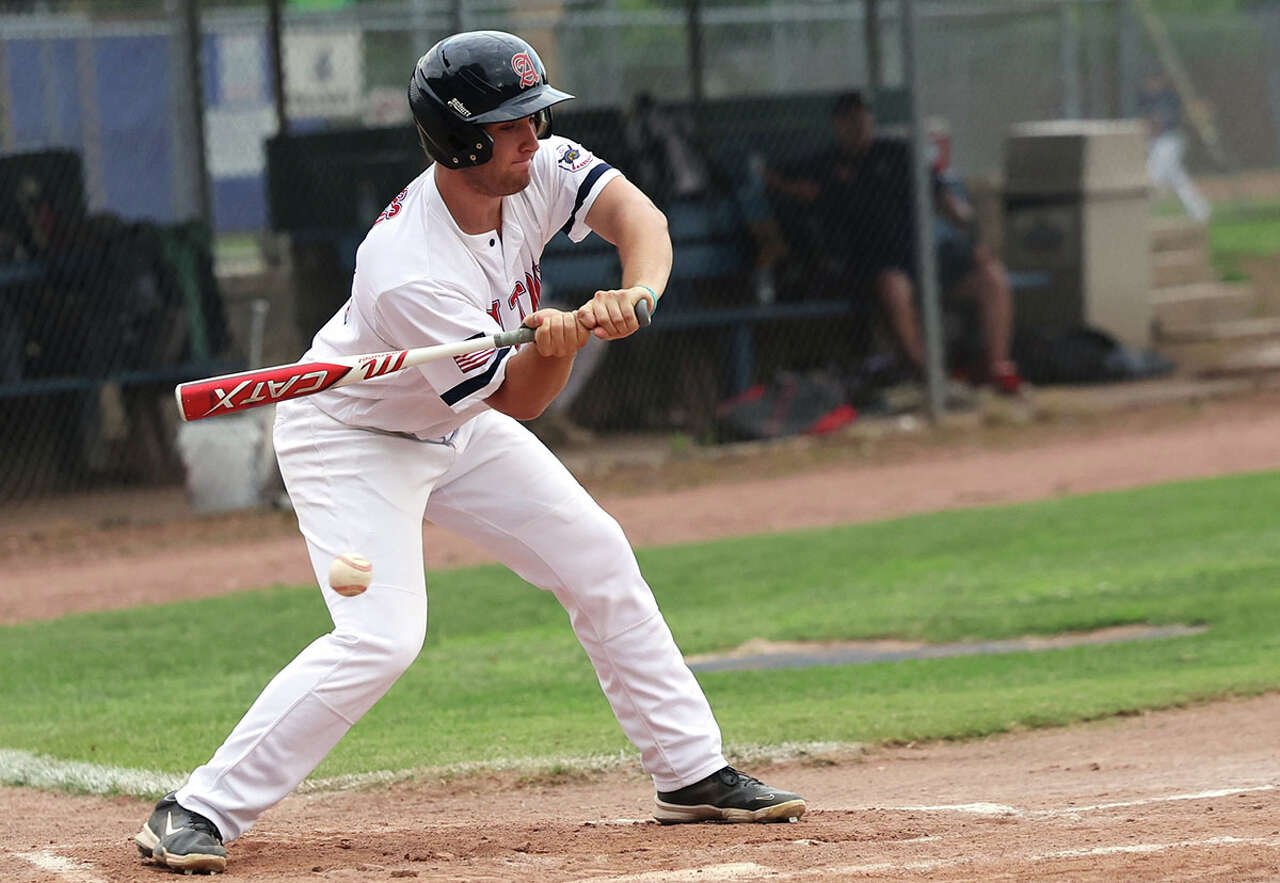 Alton Legion plays 'Kelly Strong', wins Baseball Battles Cancer game