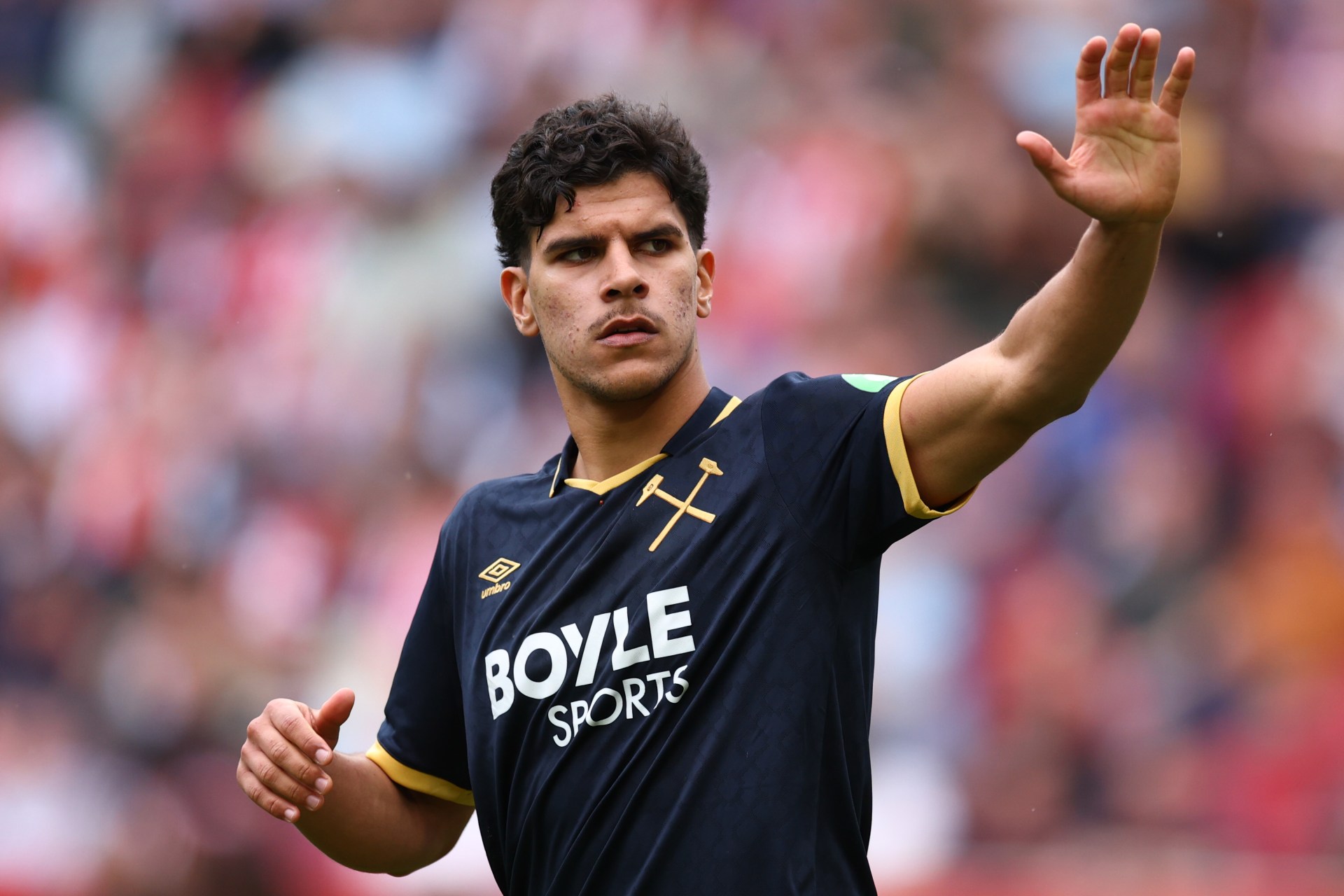 West Ham send new message to Man Utd and Arsenal over Mateus Fernandes ...