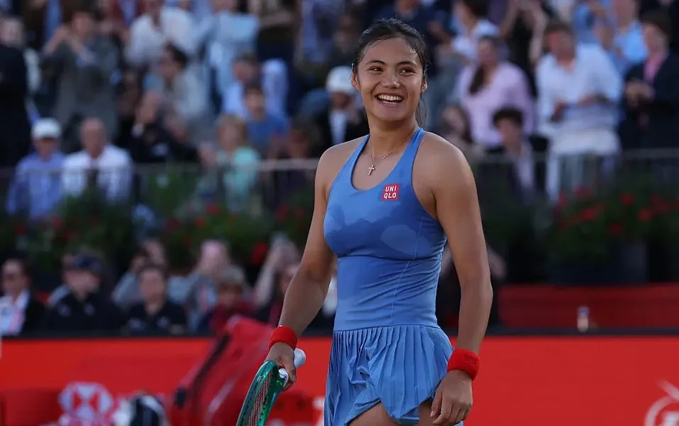 Raducanu powers into Queen’s final after gruelling double win