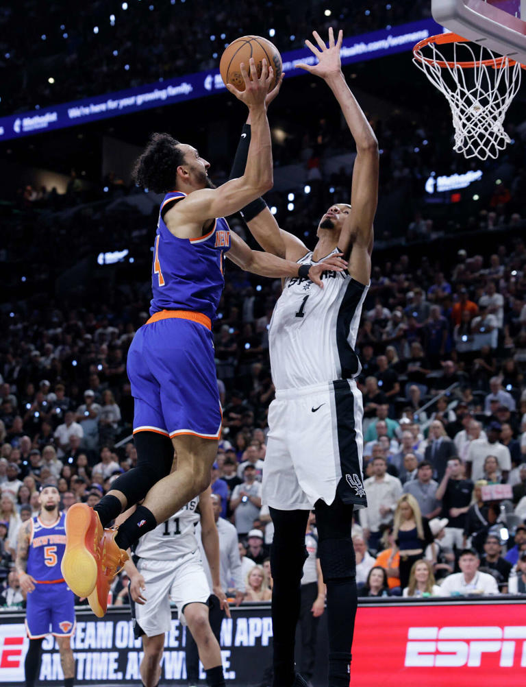 NBA Finals updates: Knicks win NBA championship, ending Spurs' season