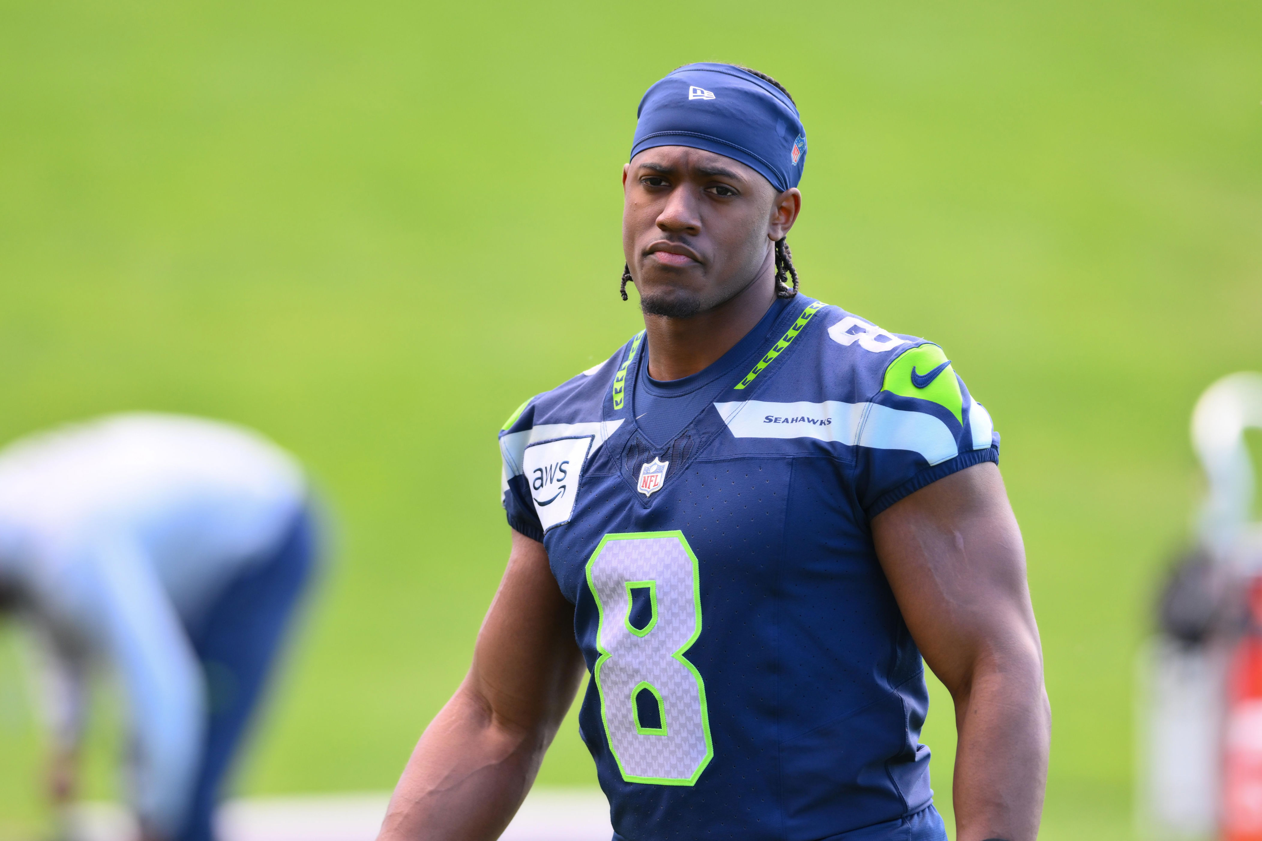 Seahawks news 6/14: Jadarian Price looking complete early in camp for ...