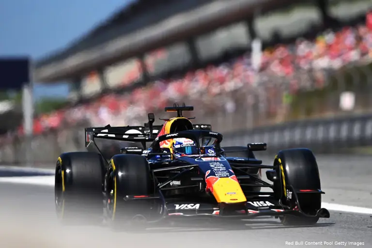 Verstappen deelt complimenten uit aan concurrent: "Hij ging enorm hard"