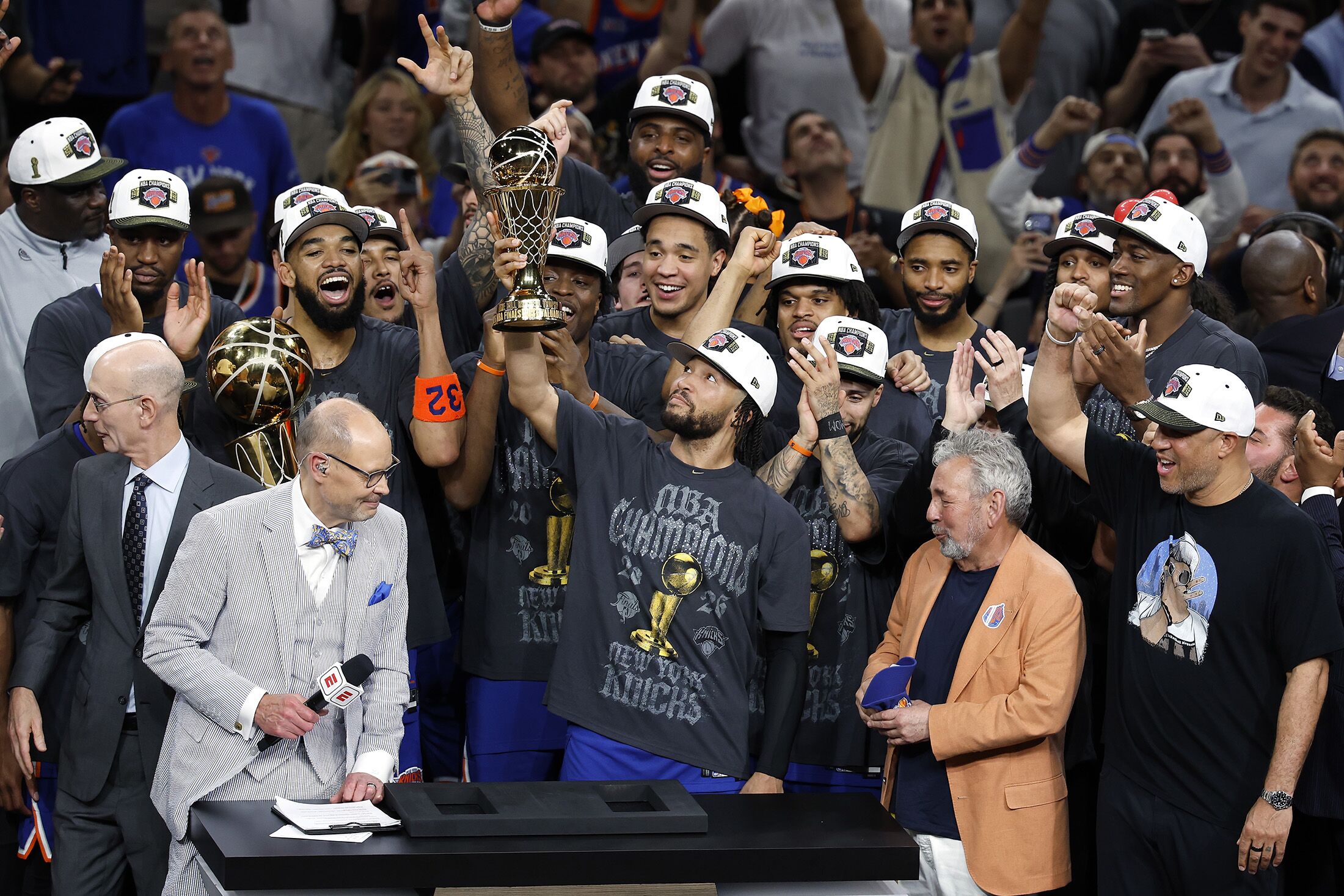 Knicks win, giving tortured fans first NBA title in 53 years