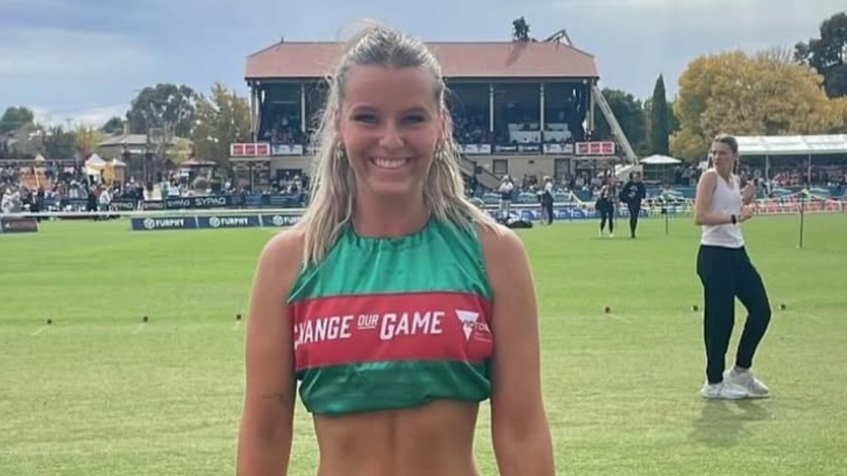 Tributes pour in after female sprinter Jemma Stapleton dies on vacation ...