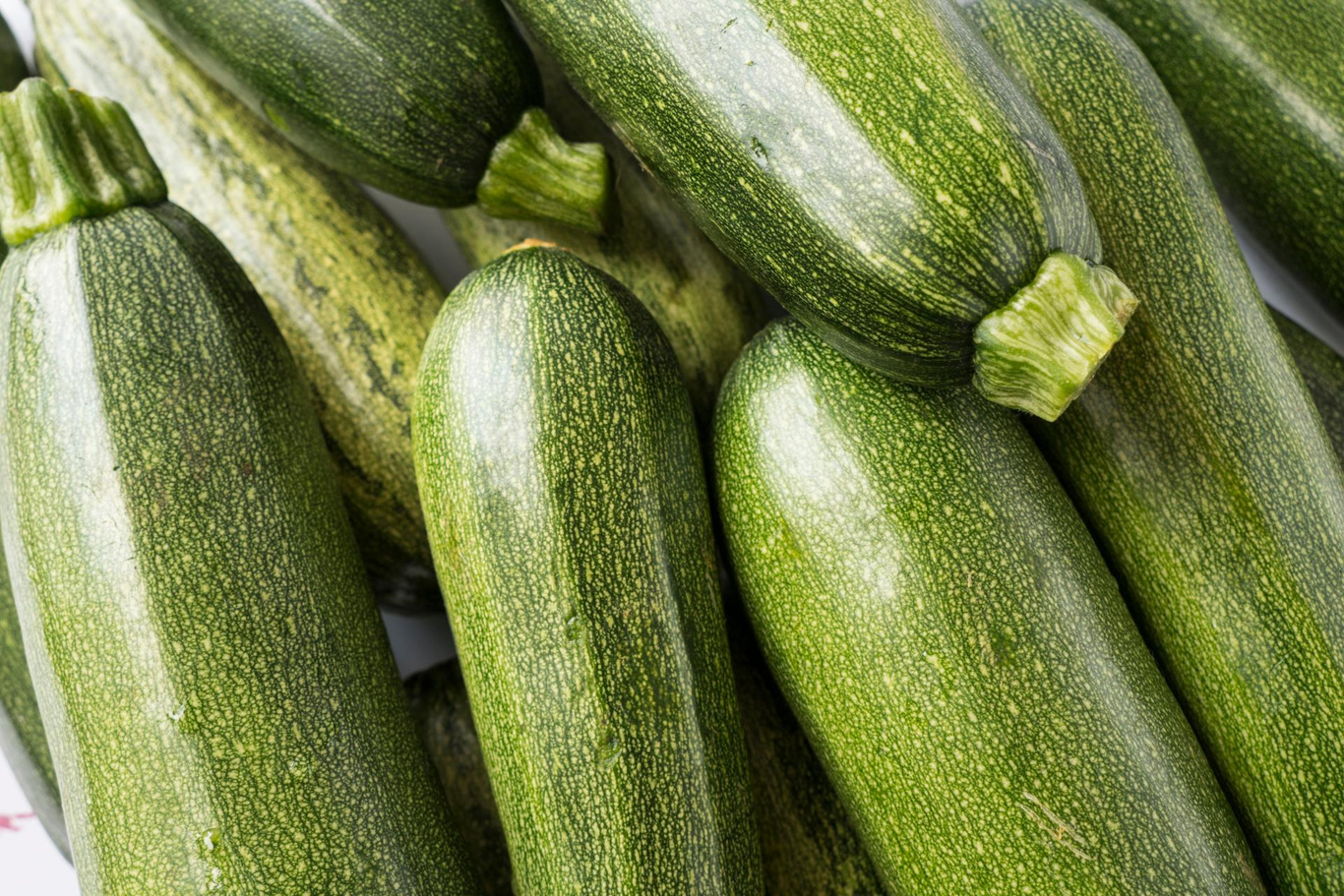 Oubliez la pâte traditionnelle : utilisez des courgettes pour préparer ...