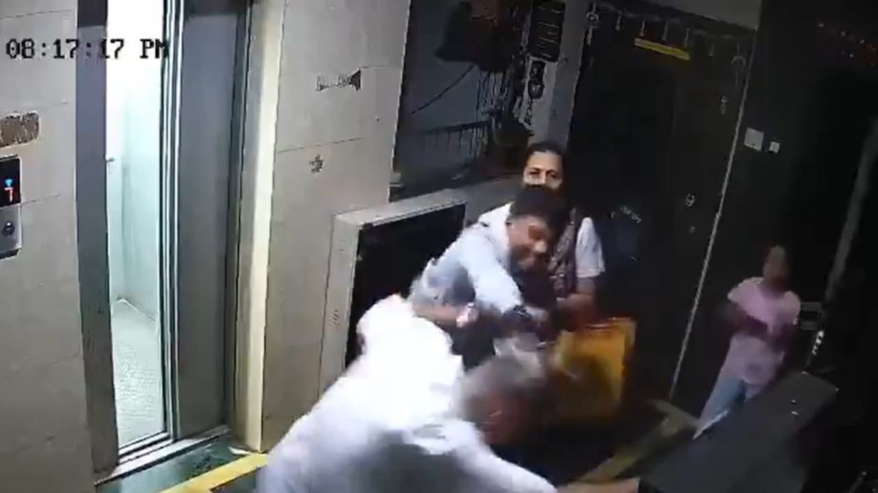 On CCTV, teen stabs man repeatedly after dispute over spit on shoe rack ...