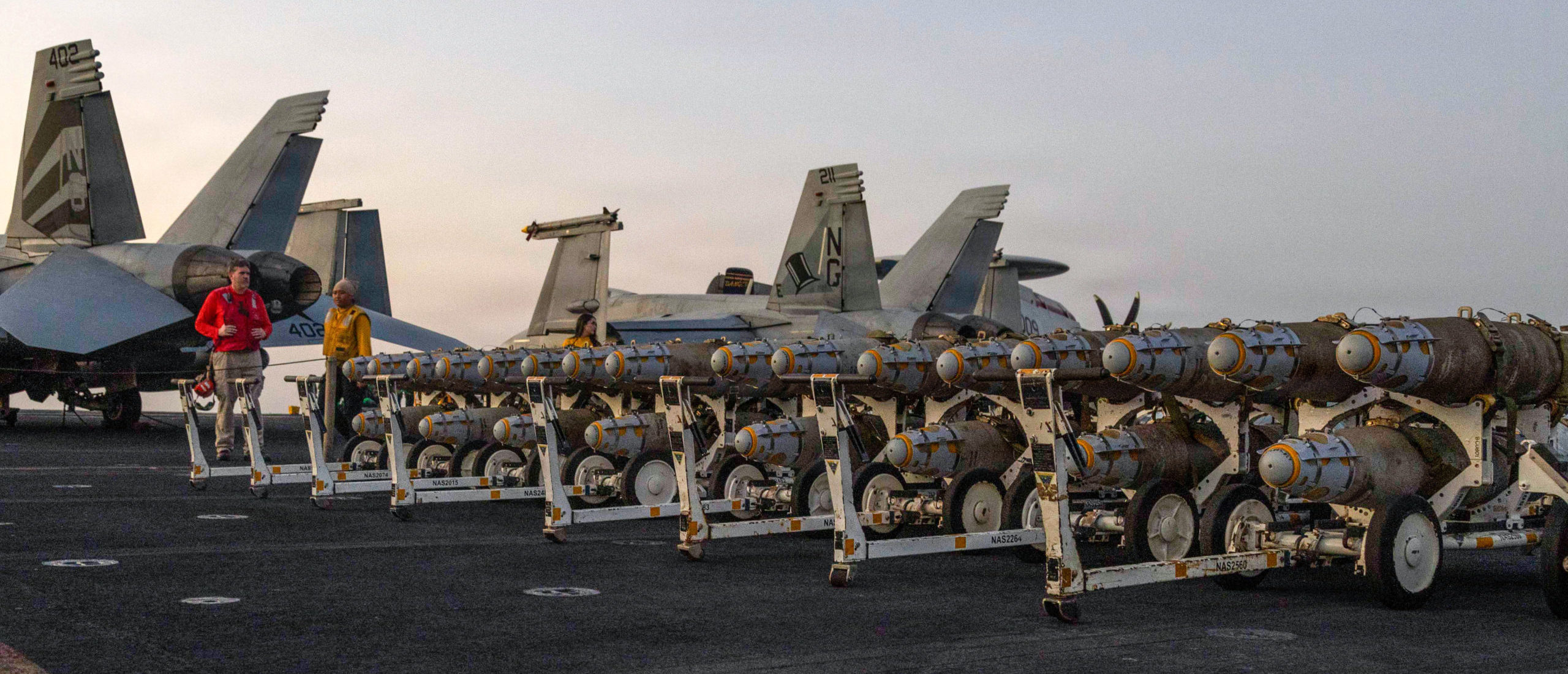 Pentagon wants to make military-industrial complex’s revolving door ...