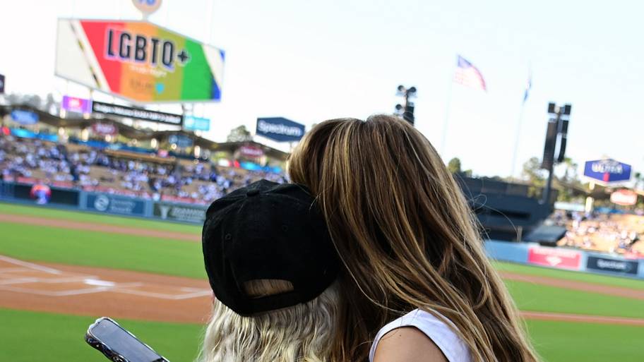 History will judge Giants, Dodgers players who failed LGBTQ fans in MLB ...