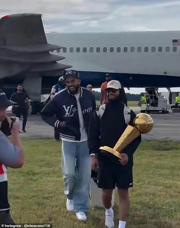 NBA champion Knicks receive a heroes' welcome in New York as jubilant ...
