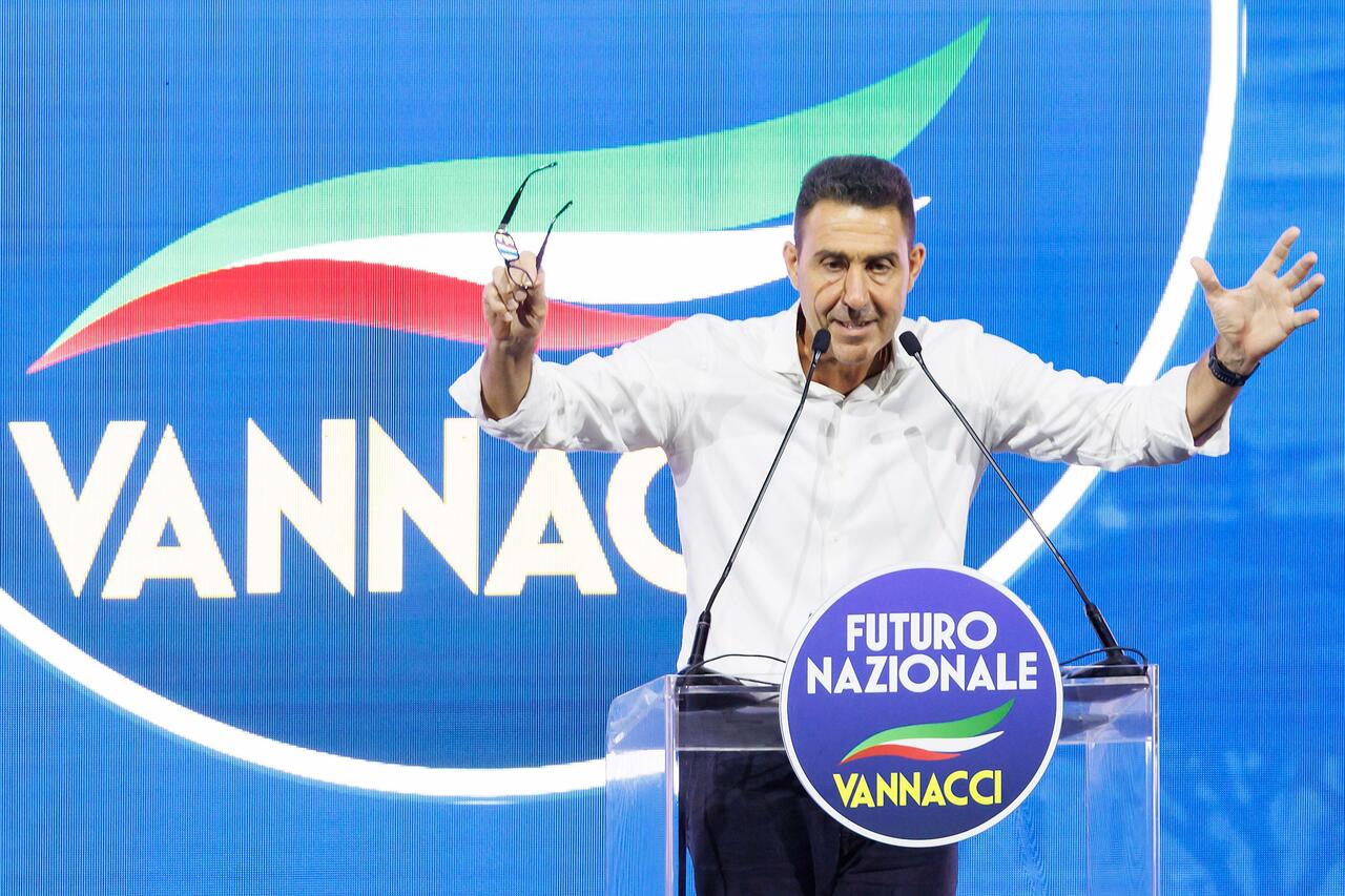 Vannacci e il femminicidio, cosa ha detto: «Reato inesistente, omicidio ...