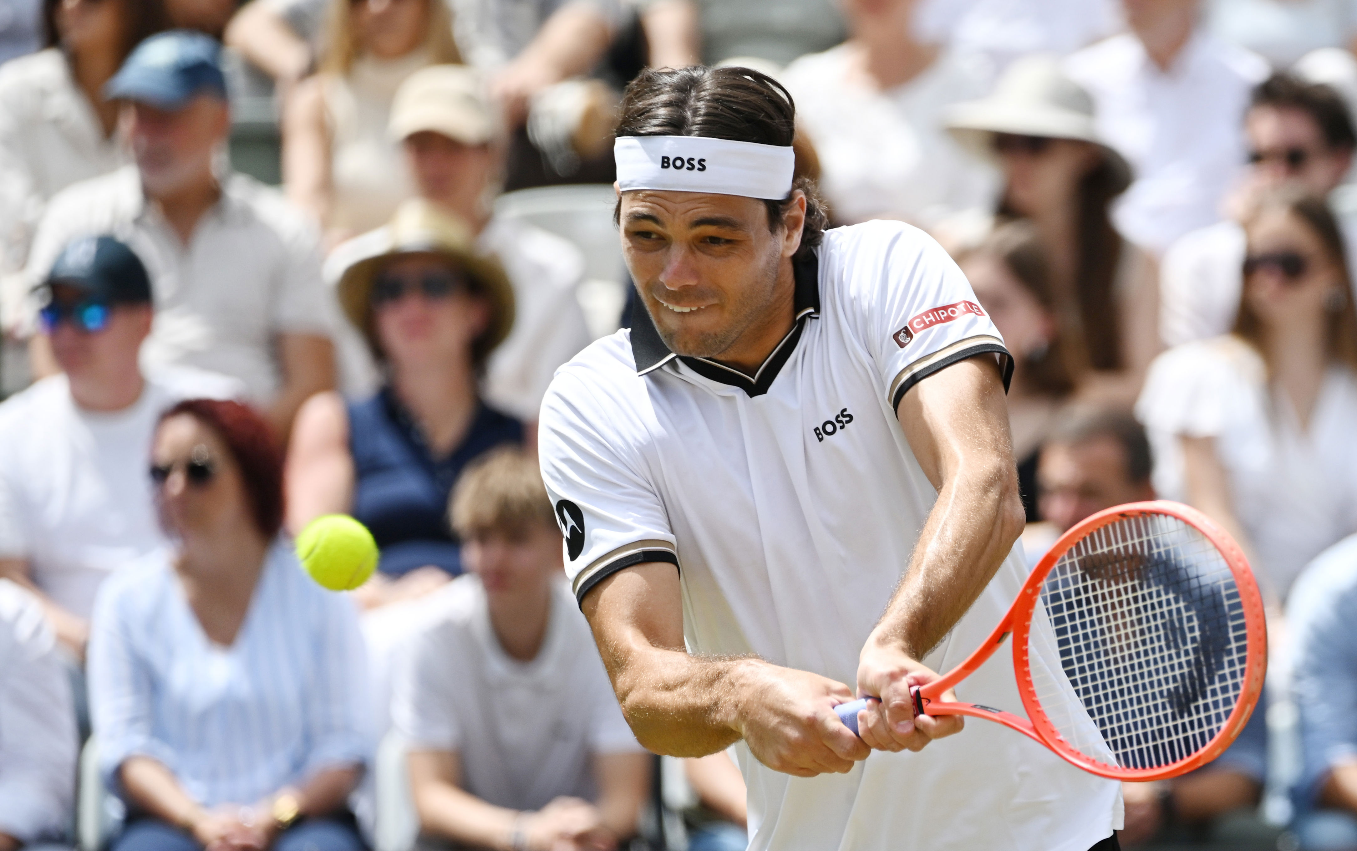 Shelton beats Fritz 6-4, 2-6, 6-4 in Stuttgart for first title on grass
