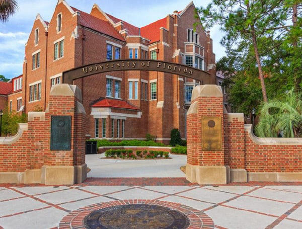 Suspended over a lawn chair? University of Florida students head to ...