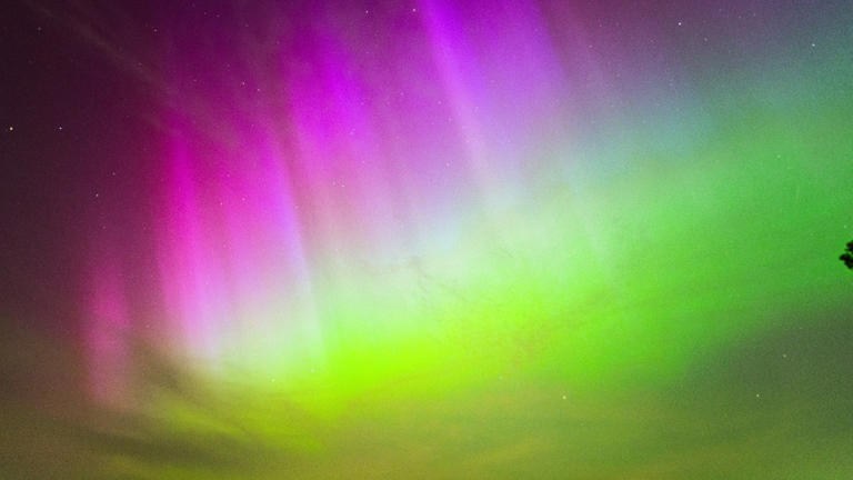 A minor geomagnetic storm could nudge the northern lights into the ...