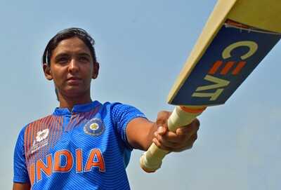 Women's T20 World Cup 2026: India sink Pakistan to script perfect start ...
