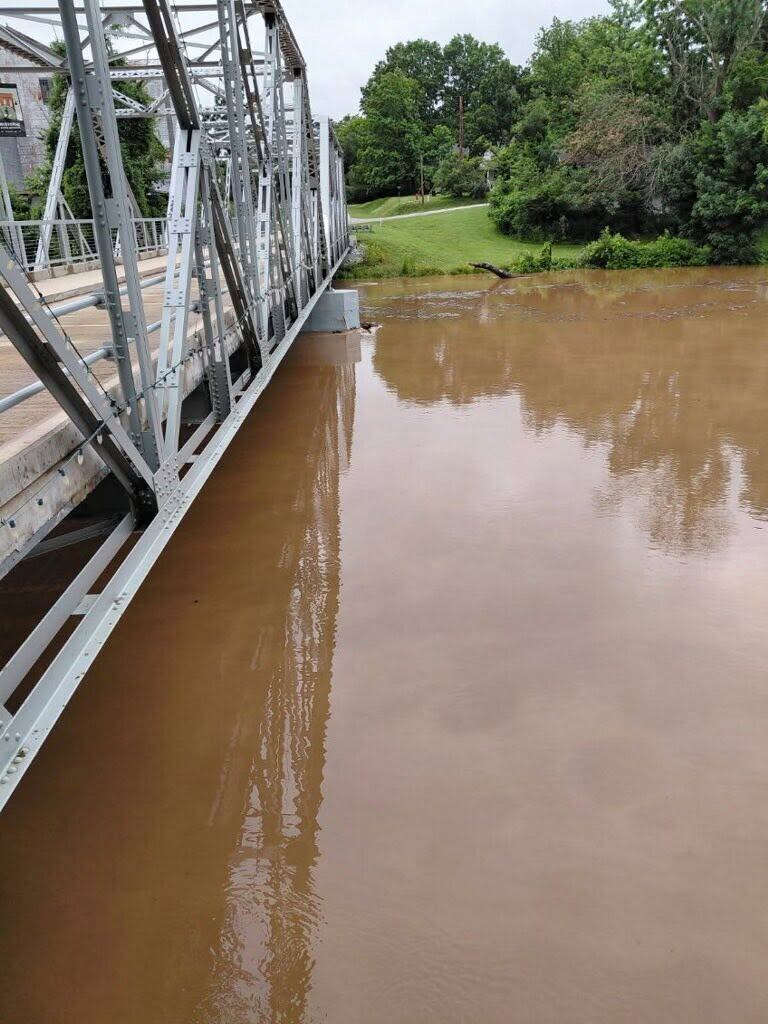 City of Ozark, Mo., closes Finley River Park due to rising water levels