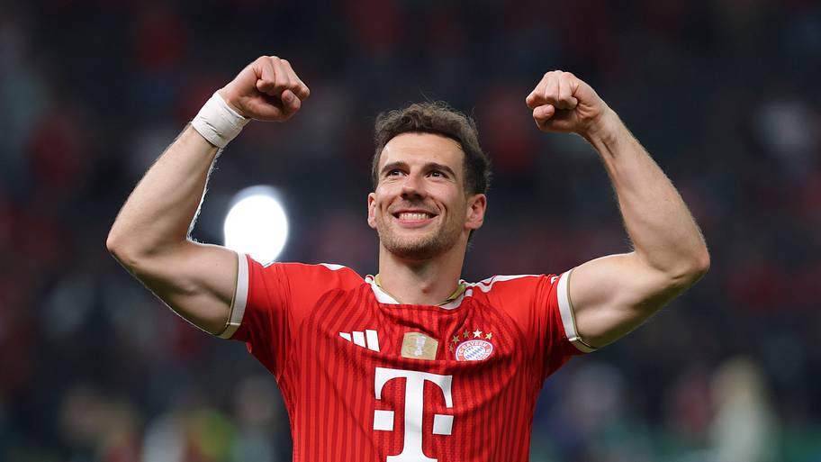 Robert Lewandowski travels for MLS transfer talks as part of ...