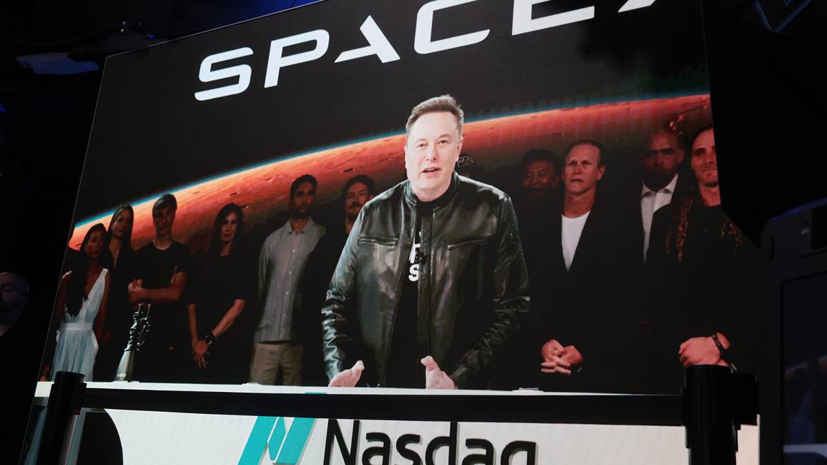 SpaceX has created the world’s first trillionaire. Investor indigestion ...