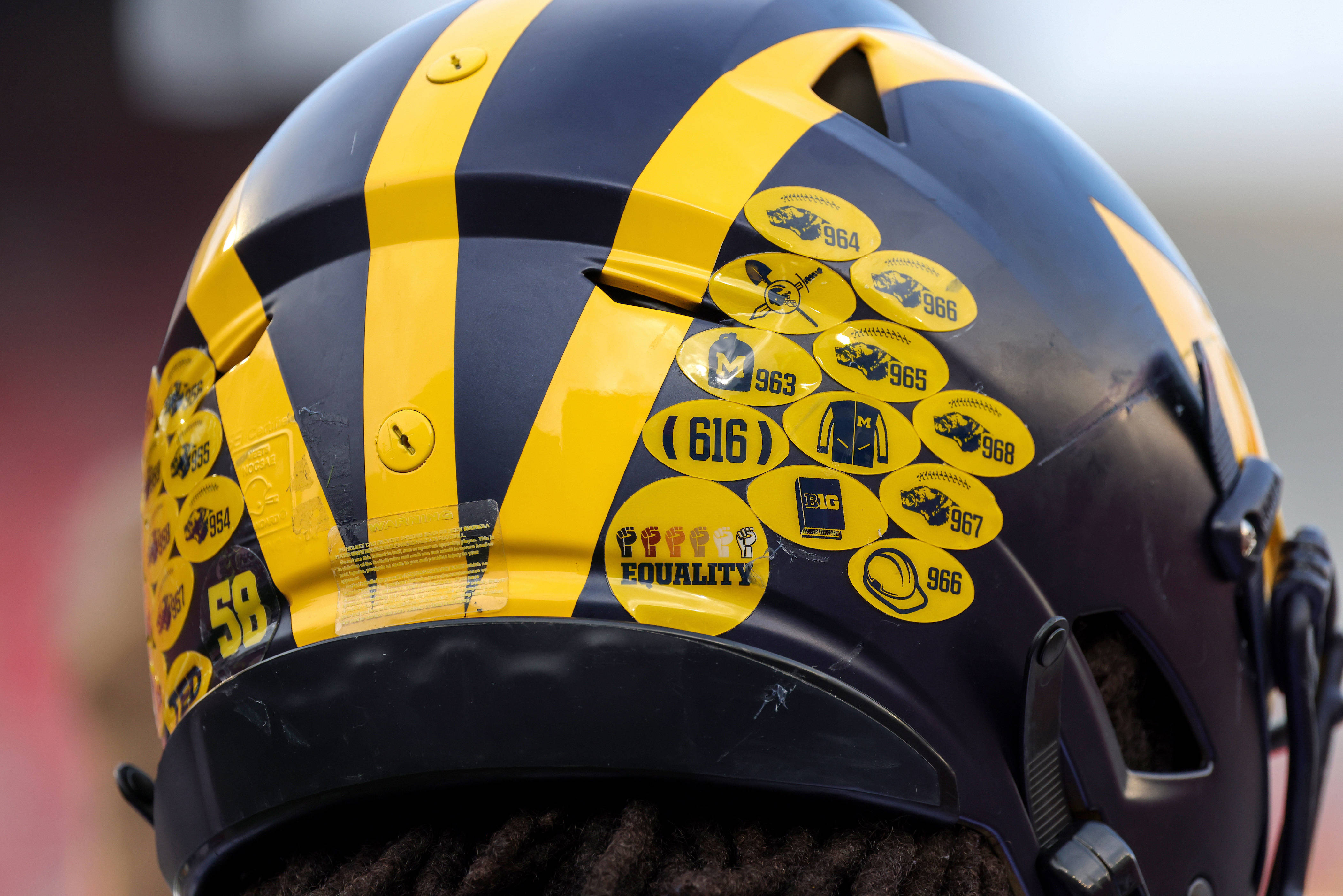 Only true fans can ace this 2025 college football quiz (with answers)