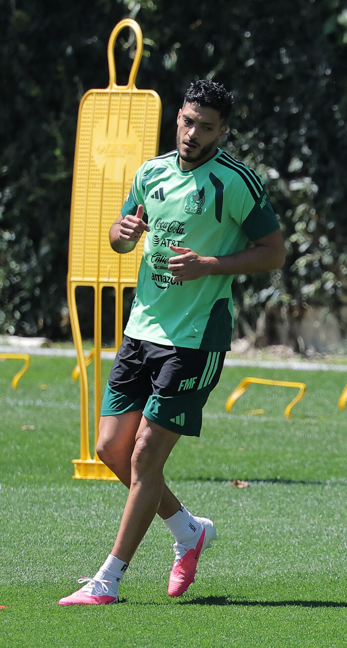 Ahead of S. Korea-Mexico World Cup match