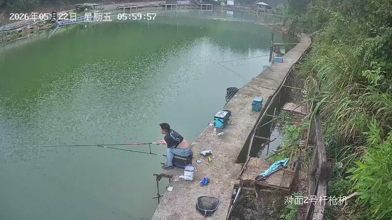 Fisherman left puzzled after catch snaps fishing rod in Anhui, China