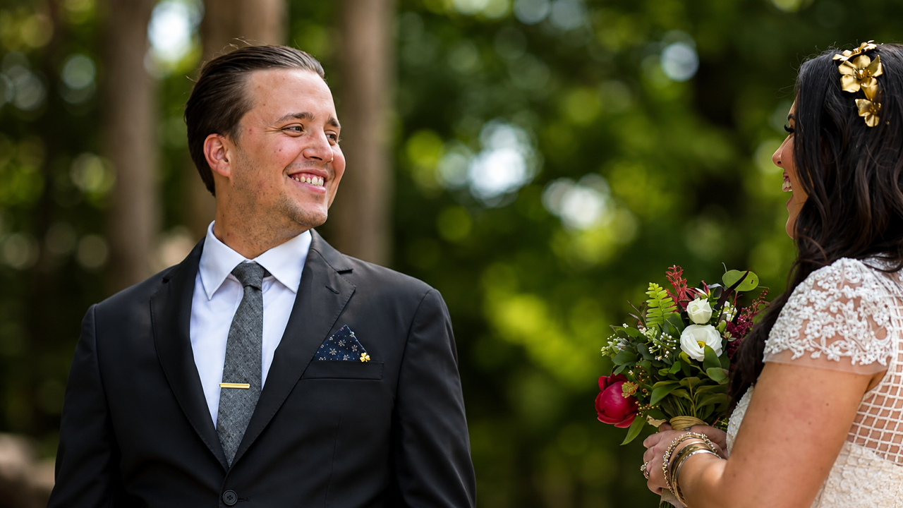 Vintage touches bring charm to a romantic California wedding