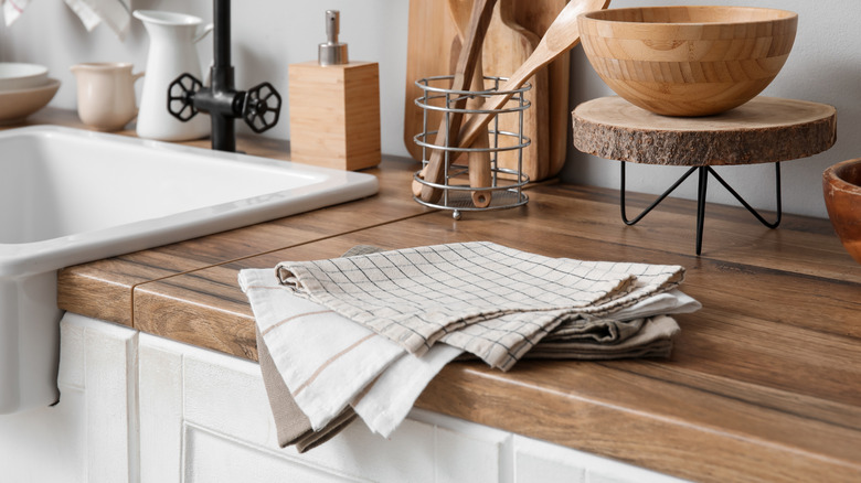 Ditch the overstuffed cabinets: There's a better way to organize ...