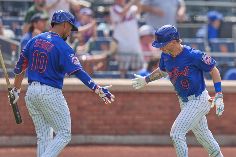 AJ Ewing's big game lifts the Mets over the Braves 8-1 for a series win