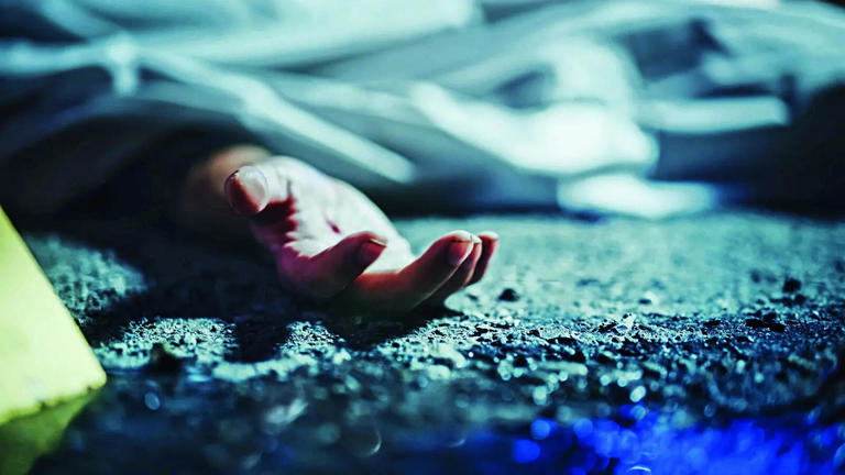 One dead, one injured as car rams into lorry on ORR near Keesara