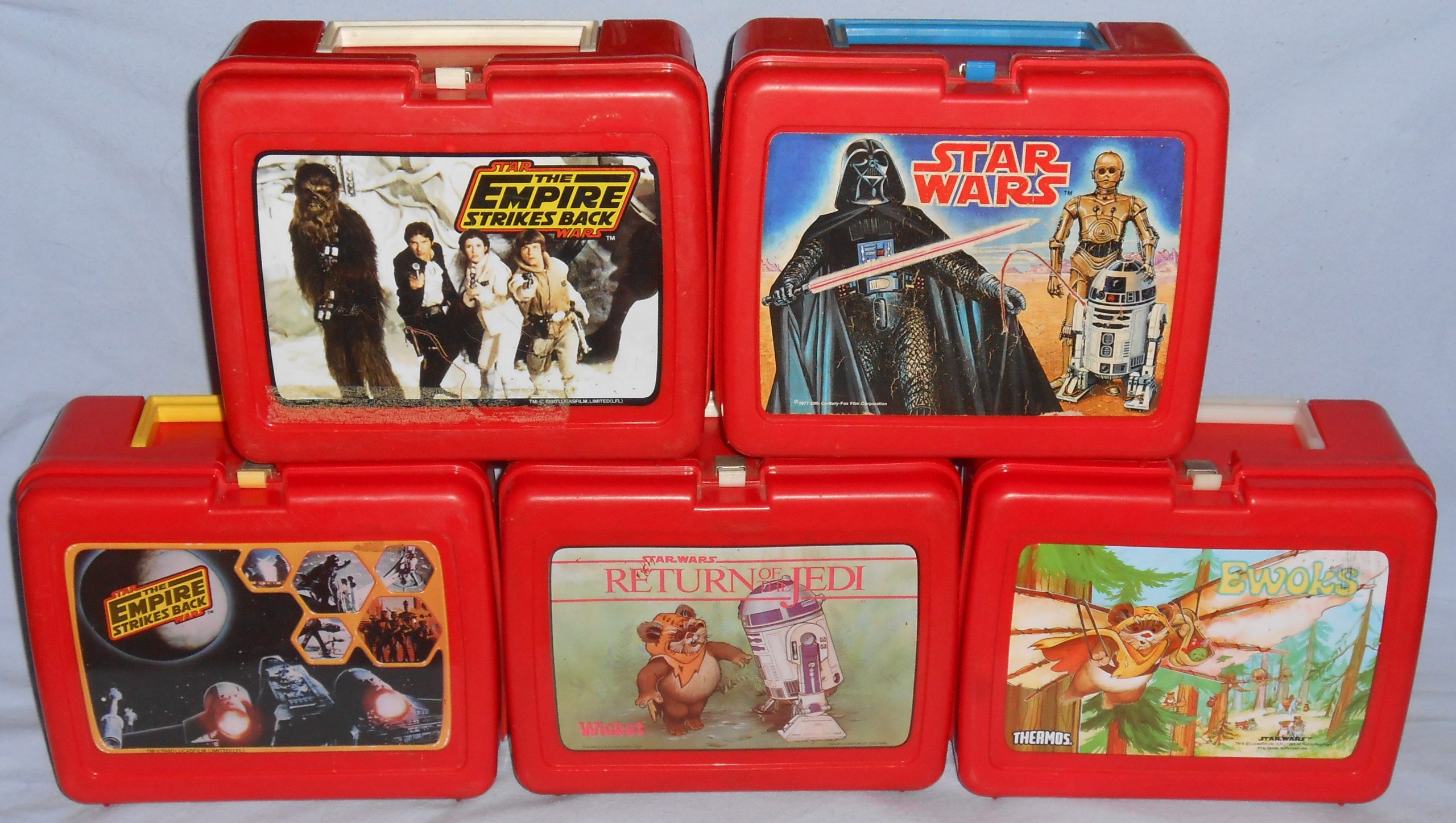 15 vintage lunchboxes from your childhood worth real money