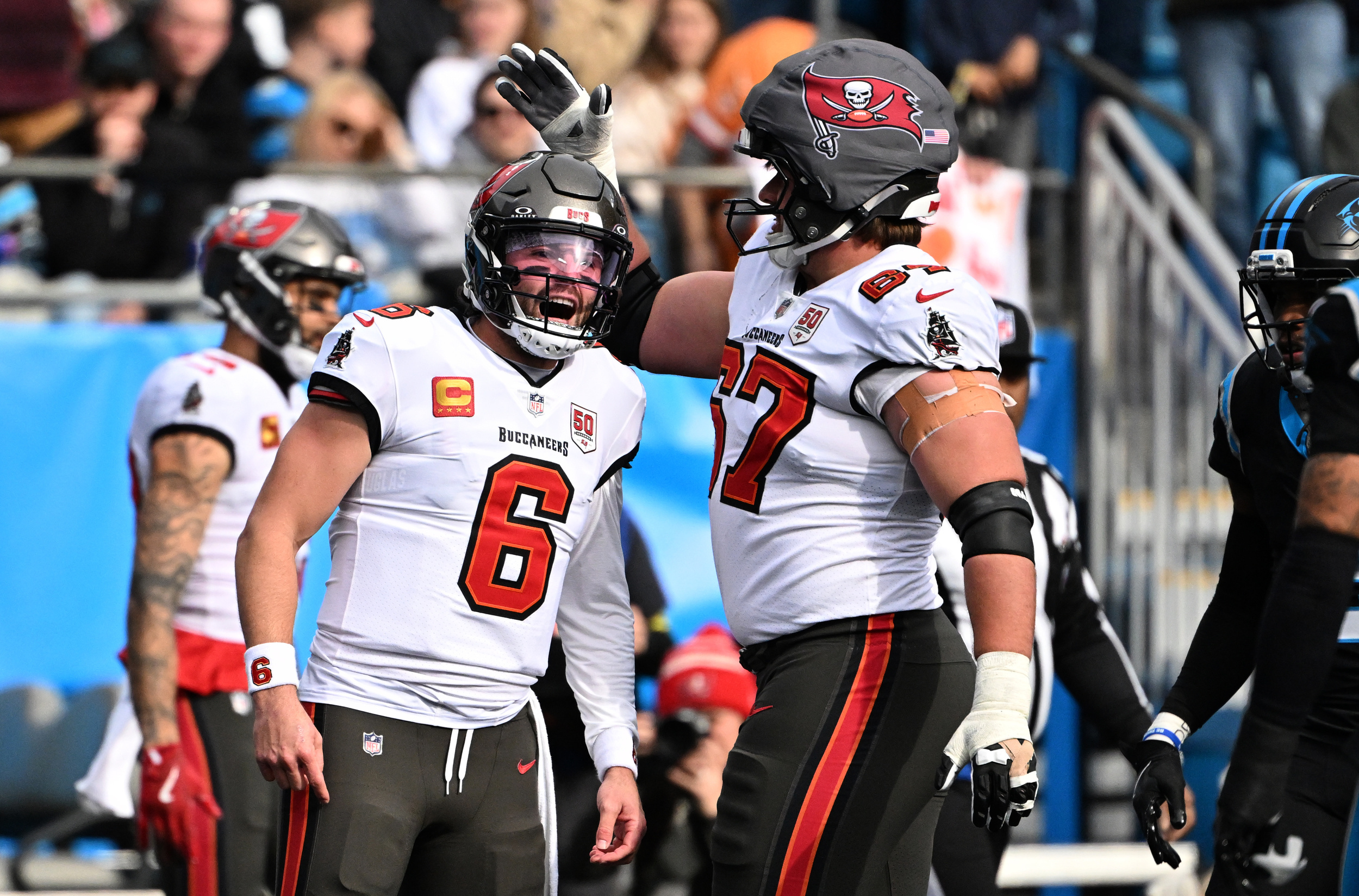 Appreciating the Bucs’ tackle duo