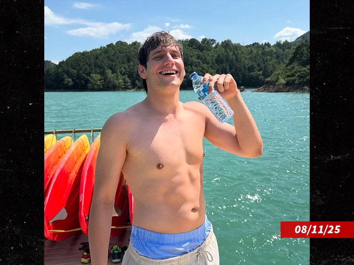 Argentine YouTuber Gaspi dead at 23, among 6 killed in crash with ...