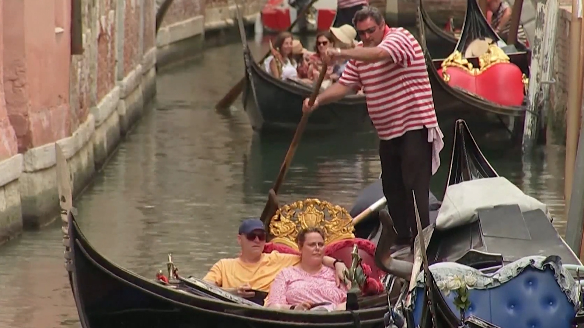 European cities clamp down on overtourism amid growing local resistance