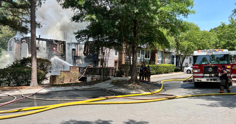 Large fire destroys Durham apartment building