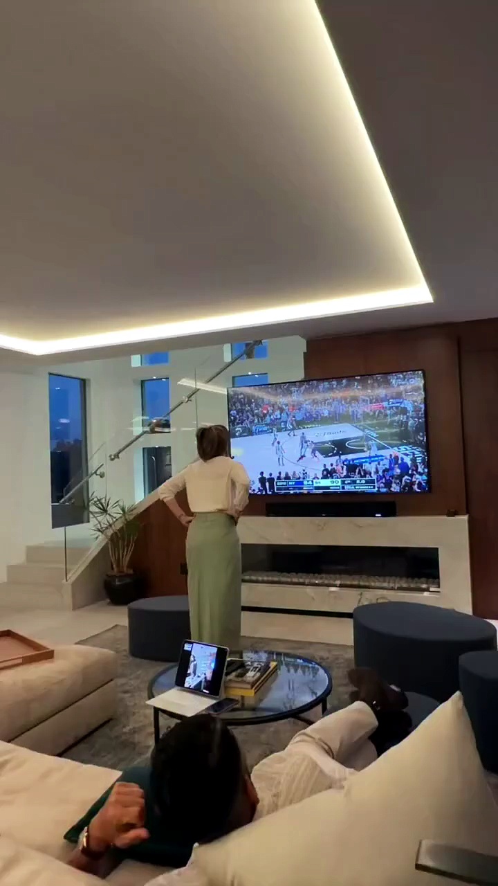 Así celebró Jennifer Lopez el triunfo de los New York Knicks en la NBA