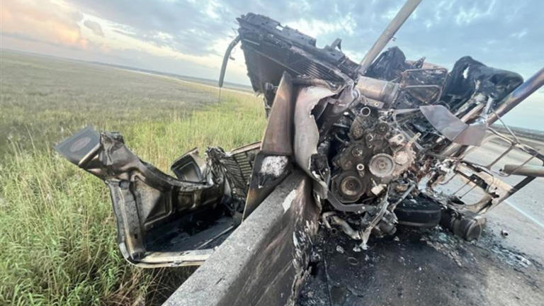 Update: I-10 crash between 18-wheeler, passenger vehicle cleared after ...