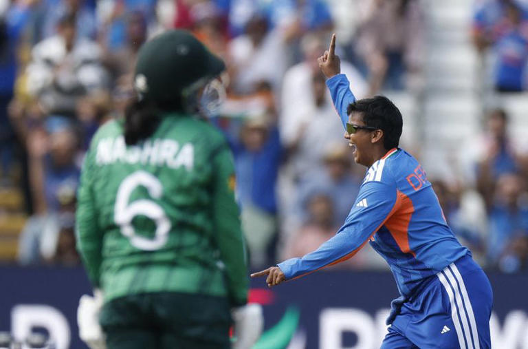 Cricket-Pakistan spiral under spin pressure as Sharma leads India to ...