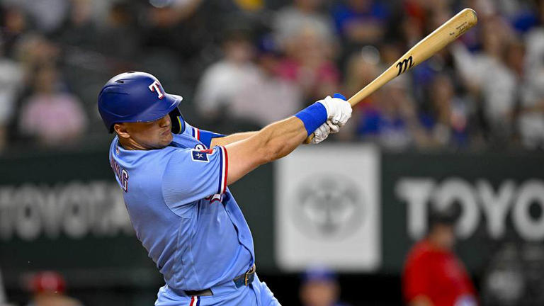 Rangers’ bases-loaded problems are perplexing for two reasons
