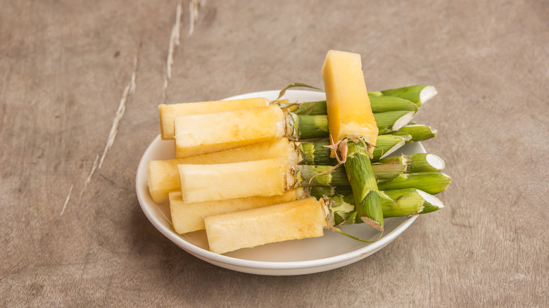 The absolute best uses for your leftover pineapple core