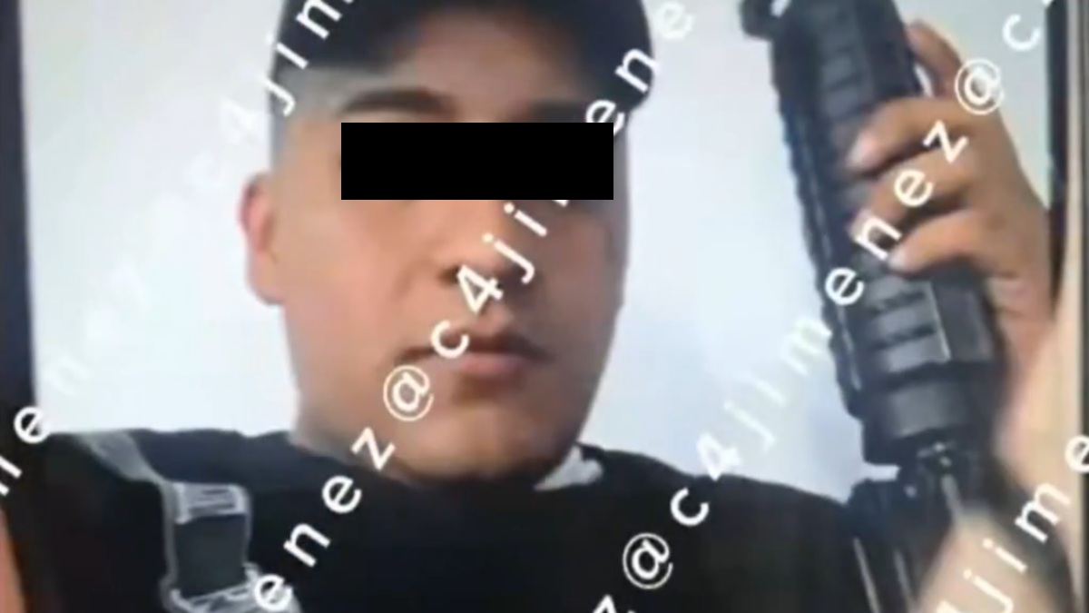 ¡Le gustaba grabarse! Así presumía armas y droga ‘El Joker’, sicario de ...