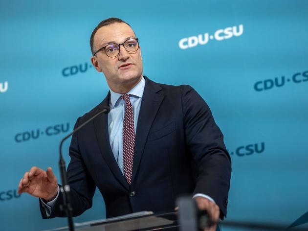 Spahn stellt nach Kritik klar: „Merz ist kein Kuschelkanzler“ – auch ...