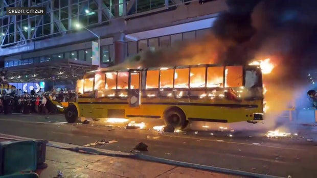 Violence erupts at Knicks celebration in Times Square as crowd lights ...