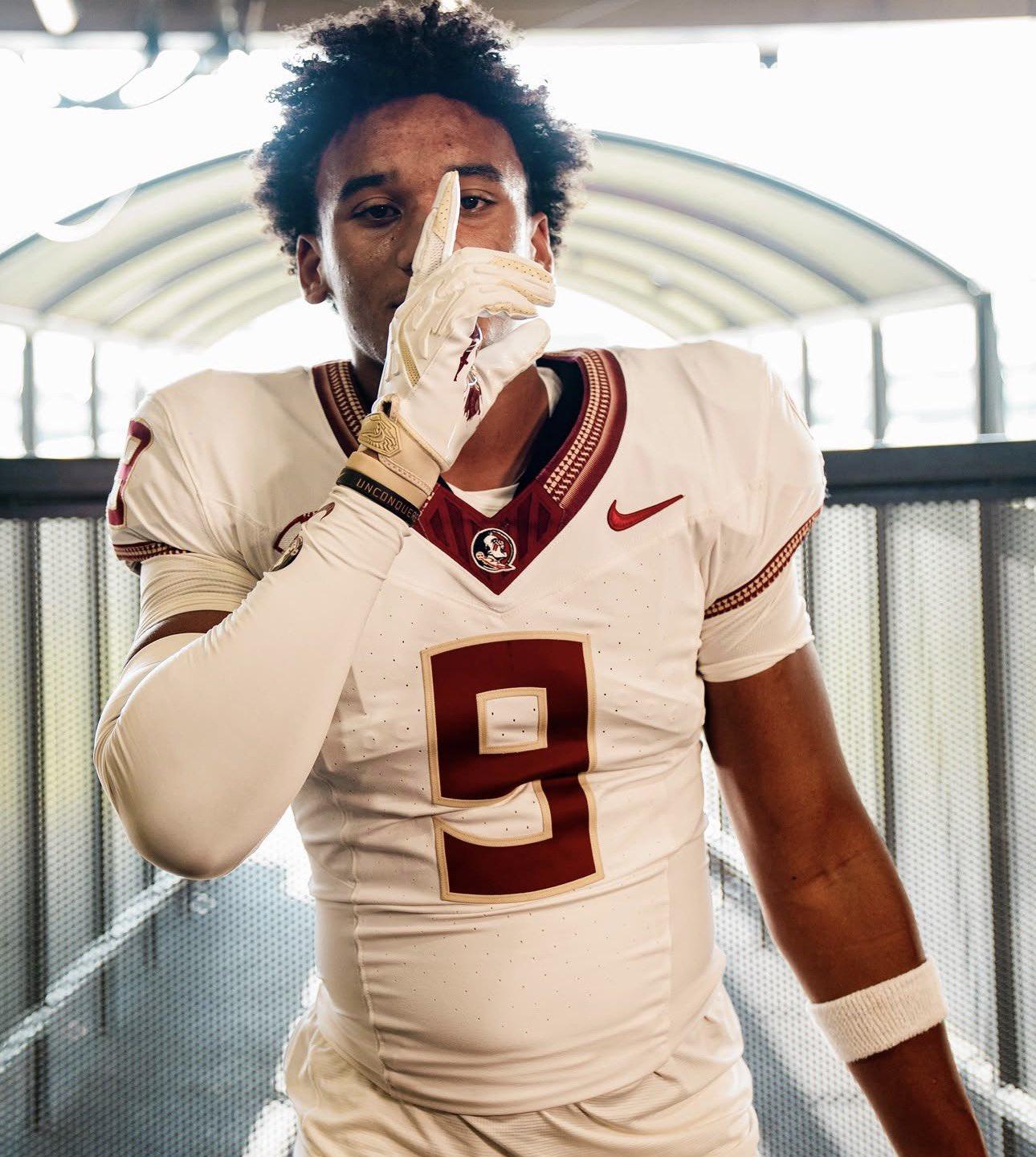 Edge rusher Jaxon Holly commits to Florida State