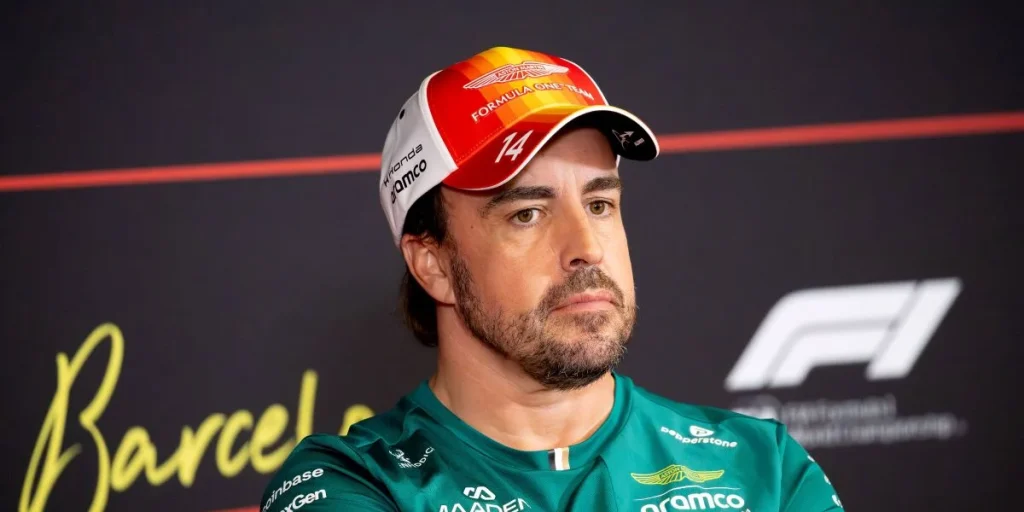 Aston Martin giver opdatering på Fernando Alonsos fremtid