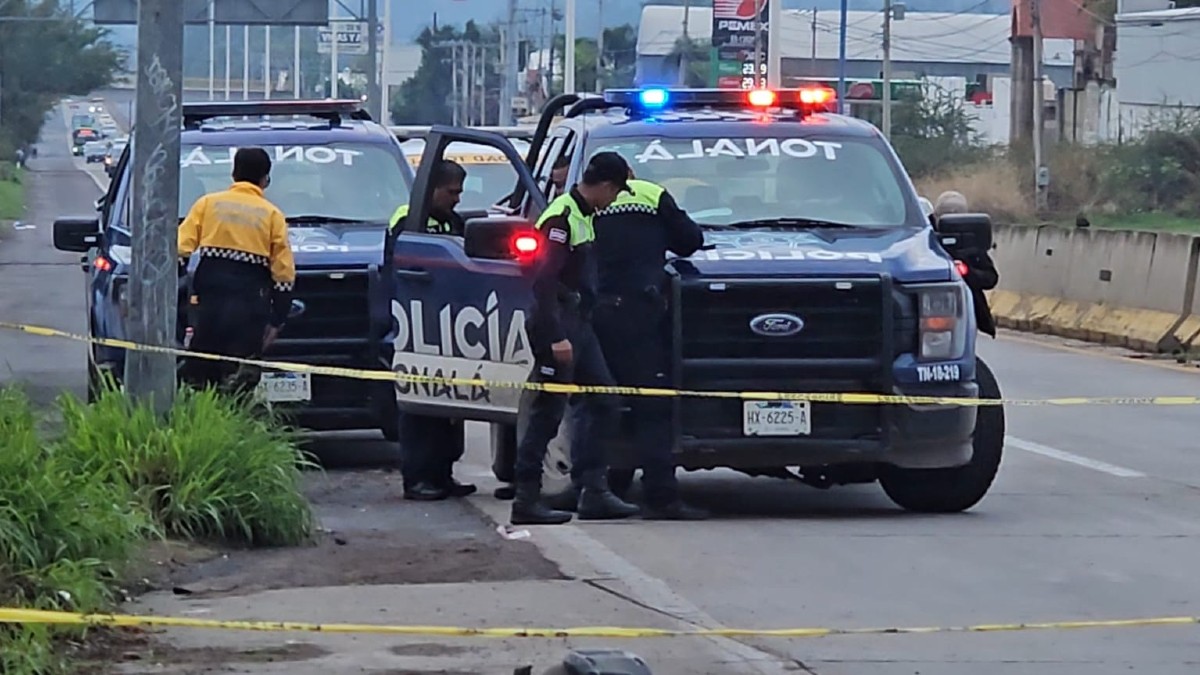 No llevaba casco: fallece joven motociclista en Tonalá al chocar contra ...