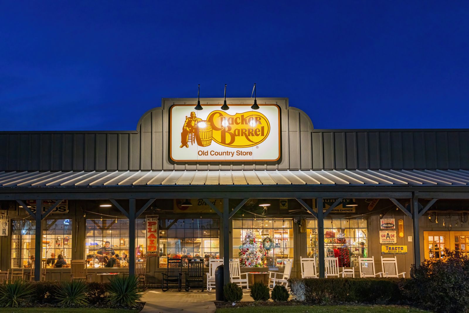 A major short squeeze could be brewing in Cracker Barrel stock