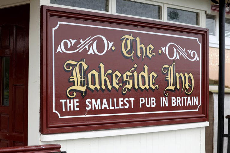 The Lancashire pub once crowned 'Britain's smallest' that still claims ...
