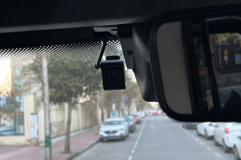 Frankfurts busser knipser ulovlig parkerte biler - 421 sjåfører tatt ...