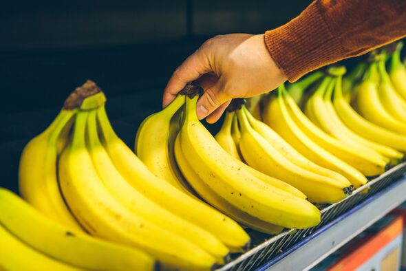Aldi confirms bananas last longer without going brown if stored in 1 ...