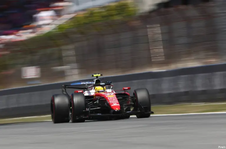 Verstappen deelt complimenten uit aan concurrent: "Hij ging enorm hard"
