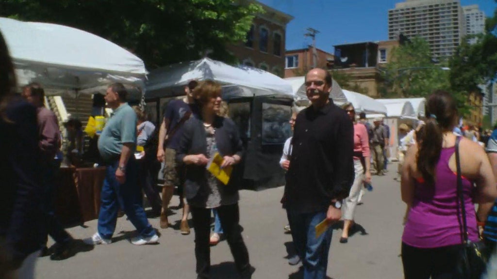 Old Town Art Fair draws crowds to historic Chicago neighborhood